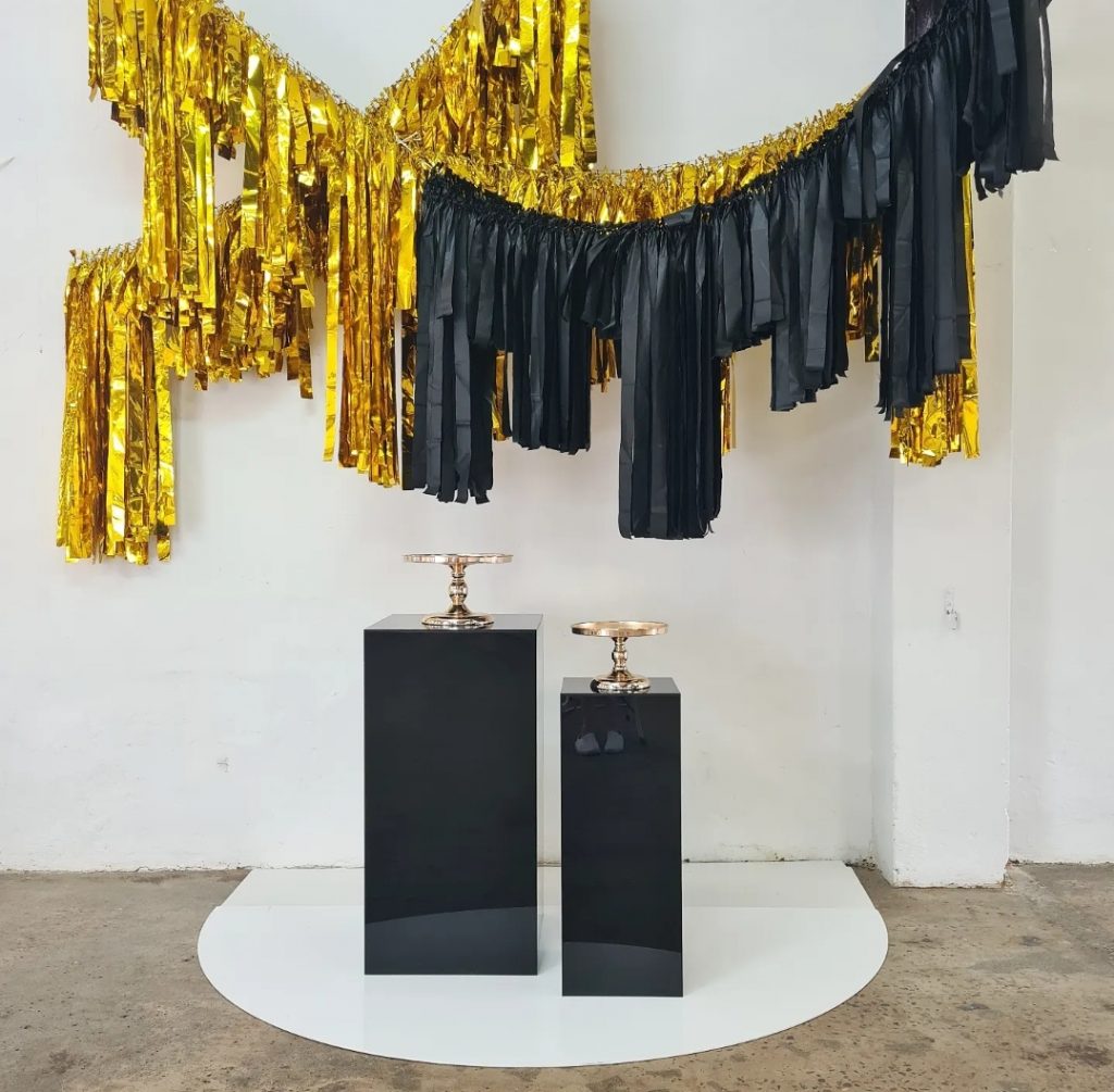 Black Streamer Garland 3m - Party Splendour