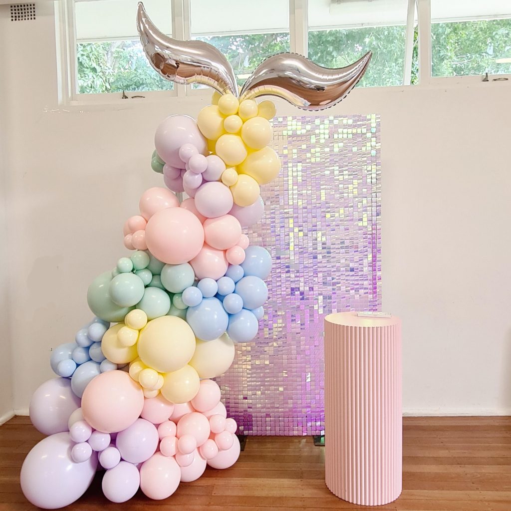 Iridescent Shimmer Wall (Half Size) – Party Splendour